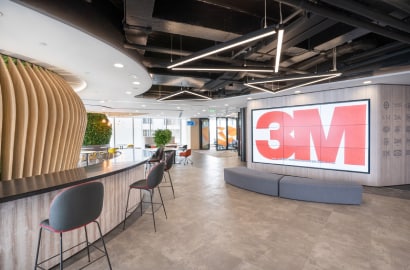 An innovative Activity-Based Workplace built on 3M ' s centenary ...